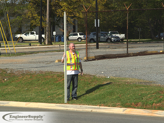 Features Of A Geomax Grade Rod | Engineer Supply - EngineerSupply