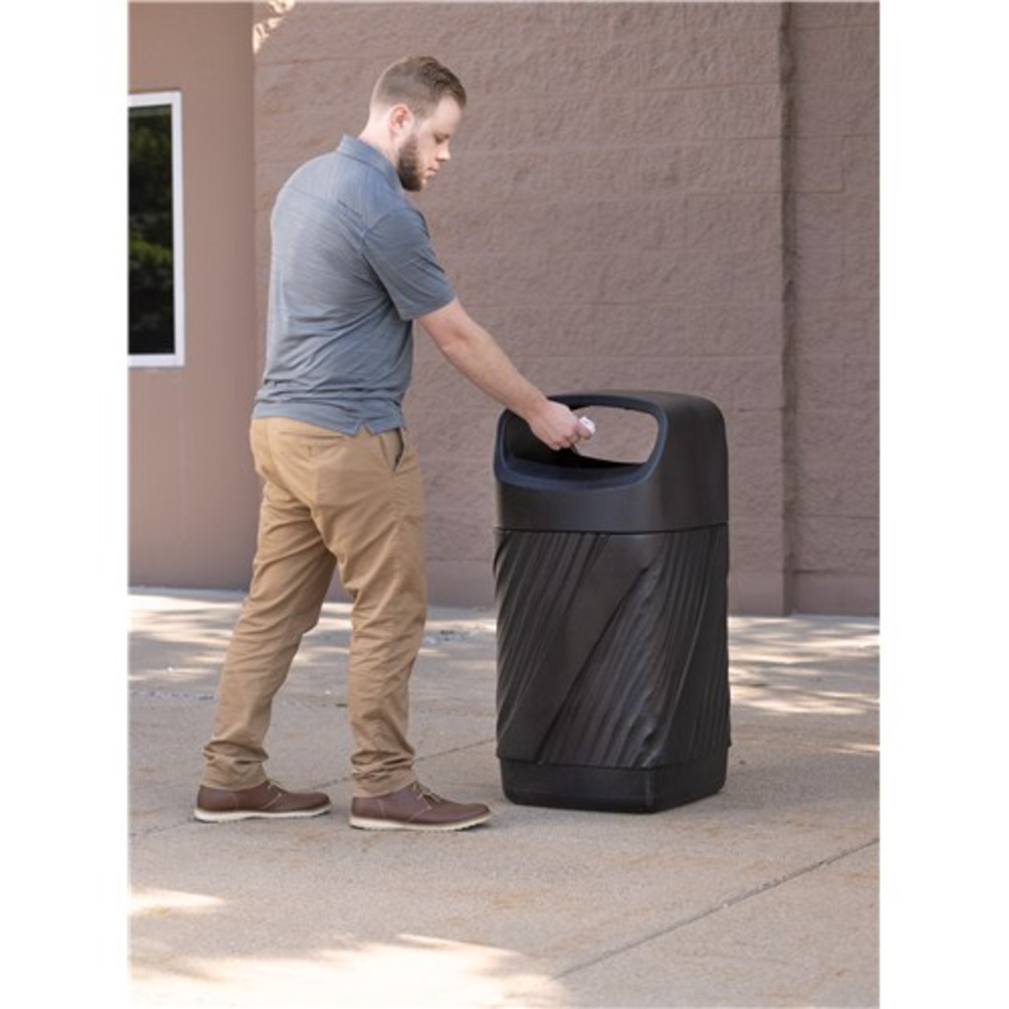 Safco Twist Waste Receptacle - Closed Top - 9371BL - EngineerSupply